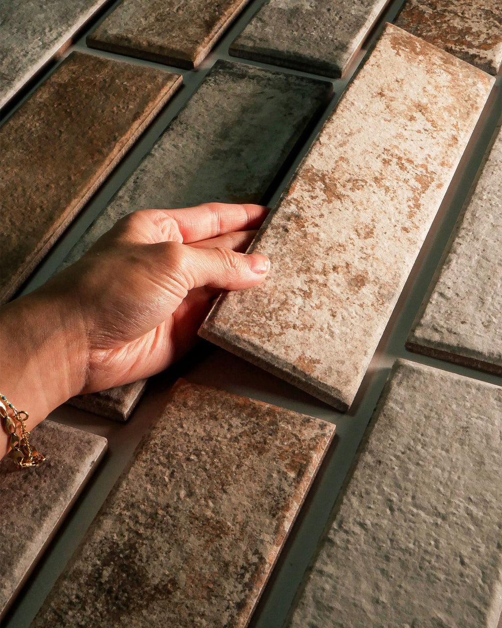 RUSTICO – Glazzio Surfaces