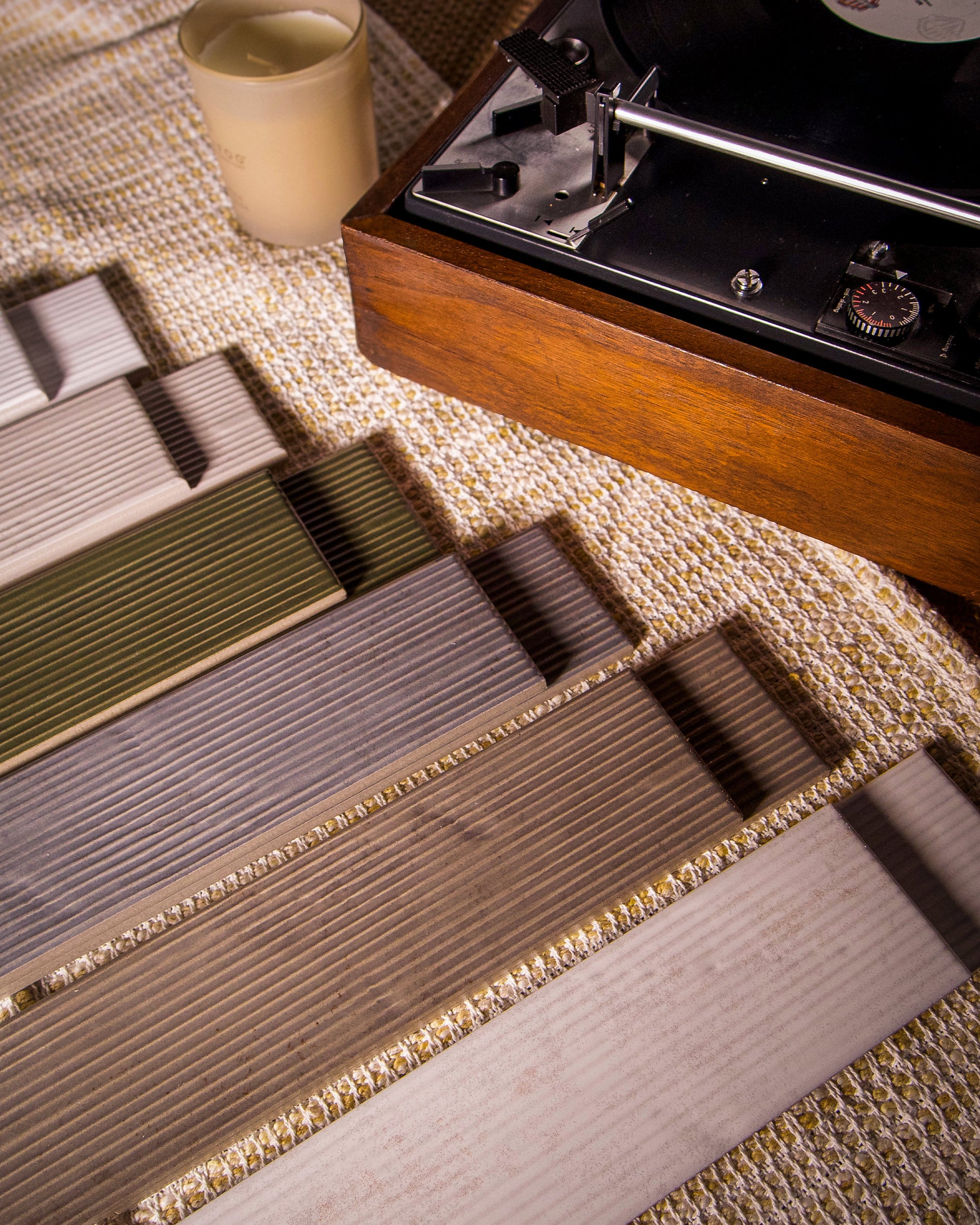 GROOVE – Glazzio Surfaces